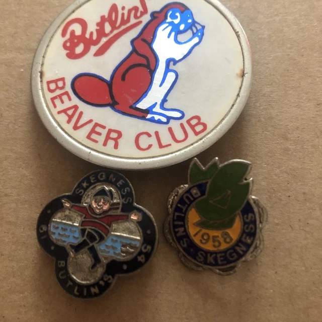 COLLECTION OF Butlins Skegness Badges 1954 & 1958 Plus Beaver Club. EUR ...