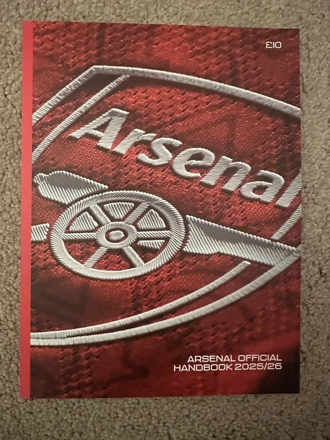 ARSENAL OFFICIAL HANDBOOK 2025-26 2025-2026 Men & Women’s Joint Book £ ...