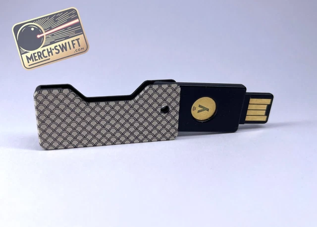 YUBICO YUBIKEY 5 / NFC customizable protective case keychain, (025) £7. ...