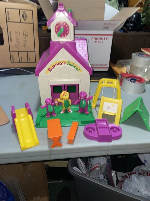 VINTAGE PLAYSKOOL 1993 Barney and Friends Schoolhouse Playground Play ...