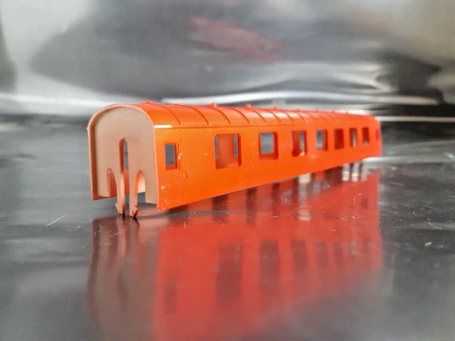 HORNBY 00 COACH Carriage Steam locomotive train body shell Red R433 £11 ...