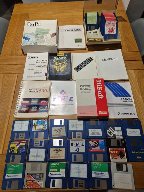 VINTAGE AMIGA COMMODORE Disks, Manuals And Instriction Books Huge Job ...