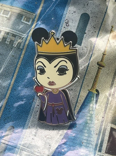 DISNEY HIDDEN DISNEY 2024 Walt Disney World Villains Evil Queen 2 Of 5 ...