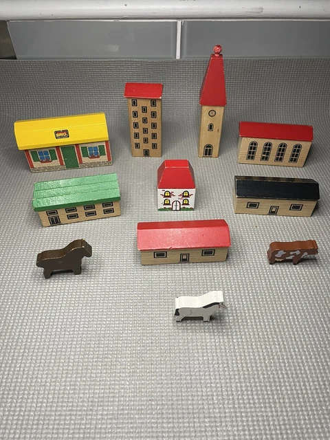 VINTAGE BRIO HOUSE Bundle Wooden Train Set Buildings Town City x11 £24. ...