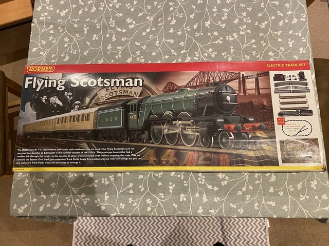 HORNBY FLYING SCOTSMAN Train Set OO Gauge R1019 Brand New - Box Is A Bit Tatty £135.00 - PicClick UK