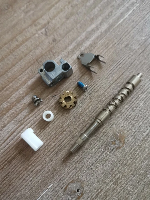 SHIMANO BAITRUNNER AERO 6000B 8000B GTE Reel Worm Shaft / Oscillating ...