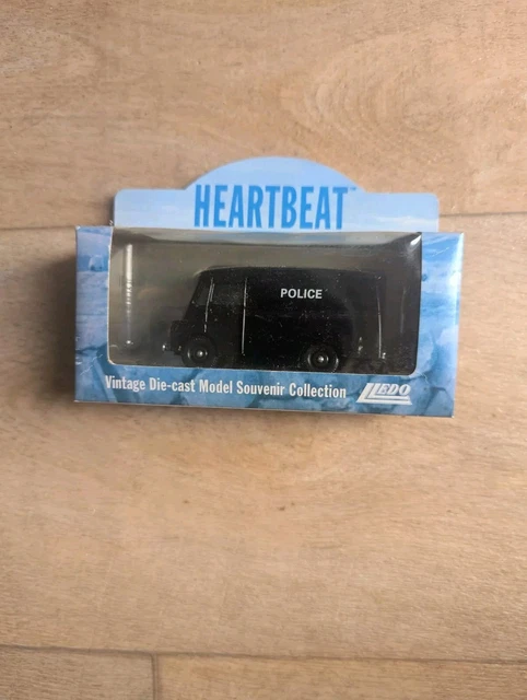 ITV HEARTBEAT VINTAGE Die cast model Lledo Made in England Police Van £ ...