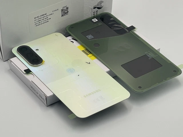 GENUINE SAMSUNG GALAXY A36 5G (SM-A366B) Battery Cover in Lime - GH82 ...