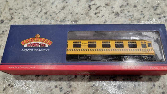 BACHMANN 39-231 BR Mk1 BCK Brake Composite Corridor Departmental Yellow ...