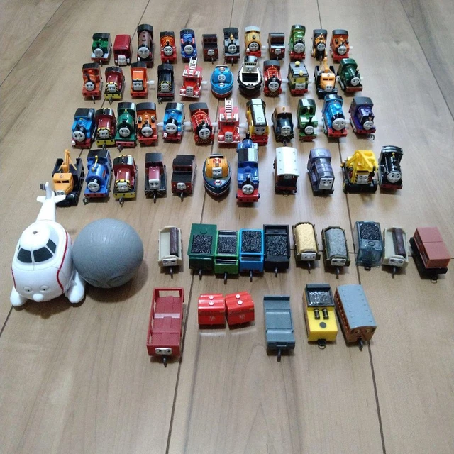 THOMAS THE TANK Engine Goods lot Gashapon Train Bridge Cargo Harold ...