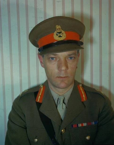 BRITISH MAJOR GENERAL Sir Robert Laycock Chief of Combined Operati- Old ...