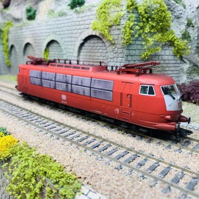 LOCOMOTIVE ÉLECTRIQUE SÉRIE 103, DB, Ep V, digital son 3R - MARKLIN 39152 - HO 1 EUR 512,53 ...