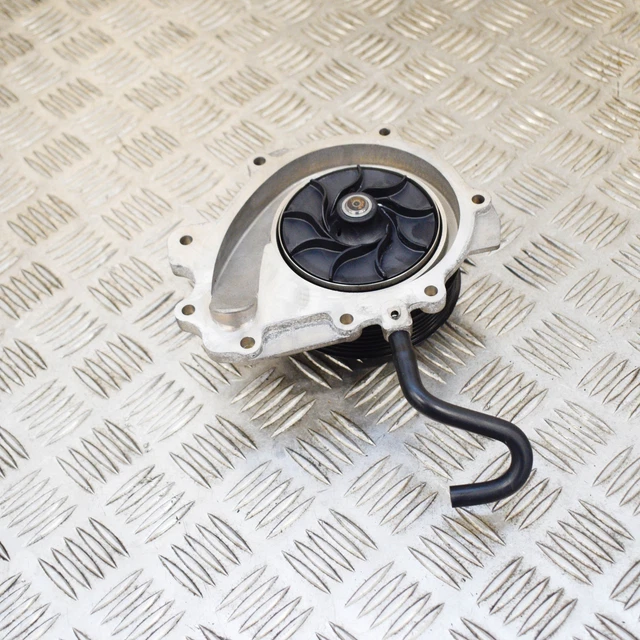 MERCEDES-BENZ GLC X253 Pompa acqua A6512000002 2.1Diesel 125kw 2018 EUR ...