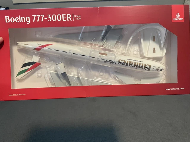 NEW - EMIRATES Boeing 777-300ER Scale Model 1:200 - Expo 2020 Dubai ...