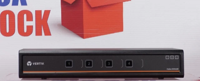 COMMUTATEUR KVM SÉCURISÉ de bureau Vertiv Cybex SC940-001 SC940 - 4 ...