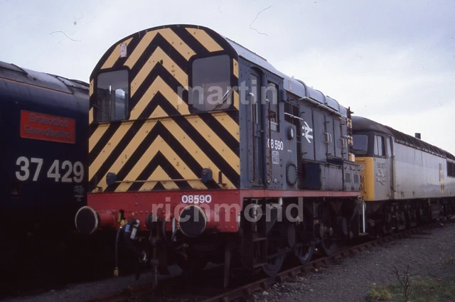 BRITISH RAIL CLASS 08 08590 1990 Agfachrome 35mm Slide RN334 £2.99 ...