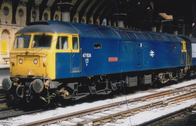DIESEL TRAIN PHOTO Class 47 Photograph 47624 Railway Picture Br Brush ...
