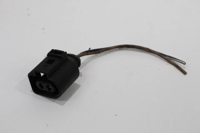 AUDI RS3 8P 2 Pin Wiring Connector and Short Length of Wire 1J0973722 £ ...