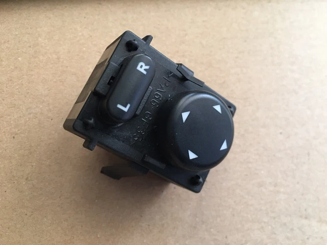 A0045459207 ORIGINALE MERCEDES interruttore nuovo con difetti EUR 22,00 ...