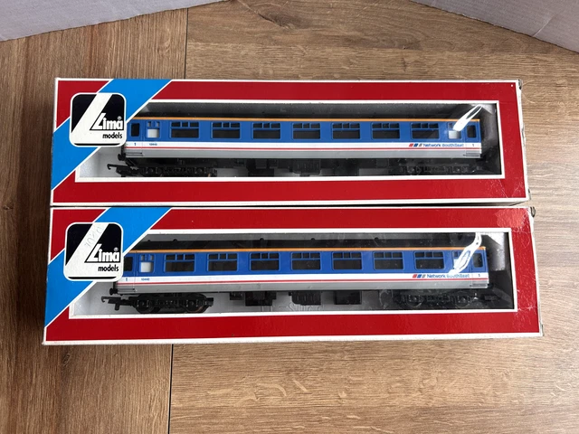 2 X LIMA 00 Gauge Network SouthEast 1st Class Coaches 305387W - Boxed £ ...