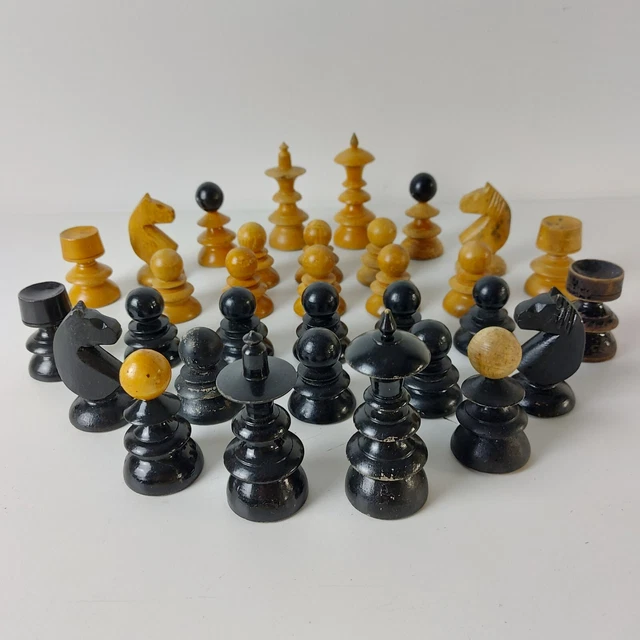 VINTAGE WOOD LARGE Chess Pieces Set Chessmen 1950s KH: 3.9" £48.76 ...
