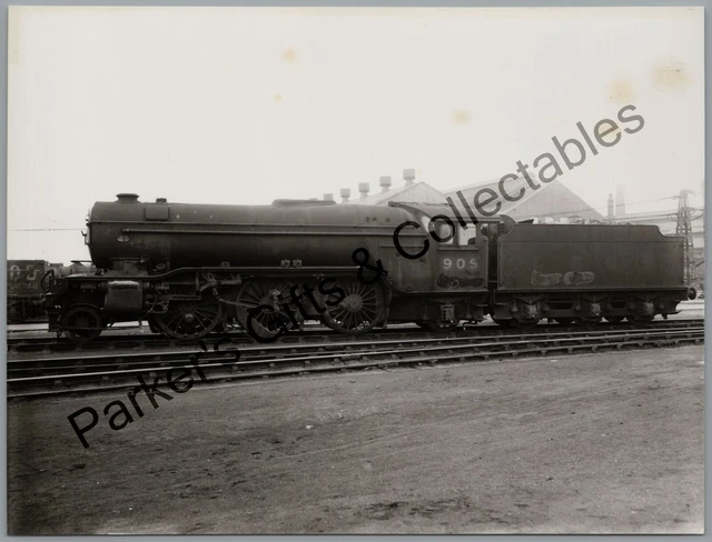 LNER STEAM TRAIN Locomotive No 905 London North Eastern Railway ...