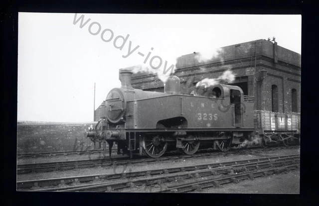 RY1879 - LNER Railway Engine No.3235 at Ardsley MPD, c1935 - photograph ...