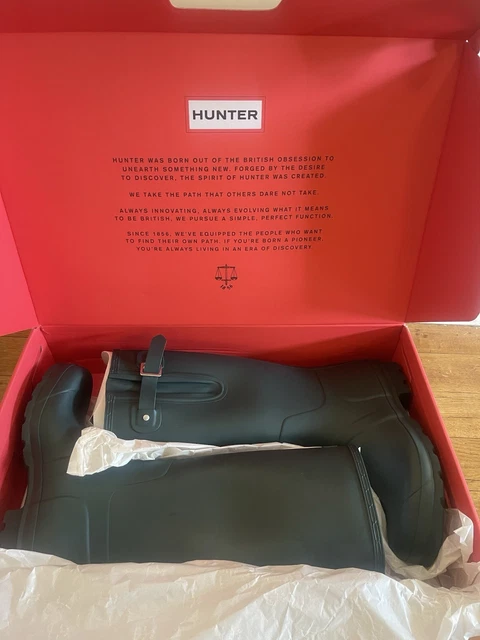 BRAND NEW GREEN Hunter Wellington Boots Size 11 - Long and Side ...
