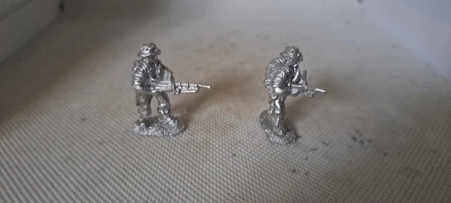 28MM MODERN MALAYAN Emergency- Bren gun team advancing (MEB05) £3.20 ...
