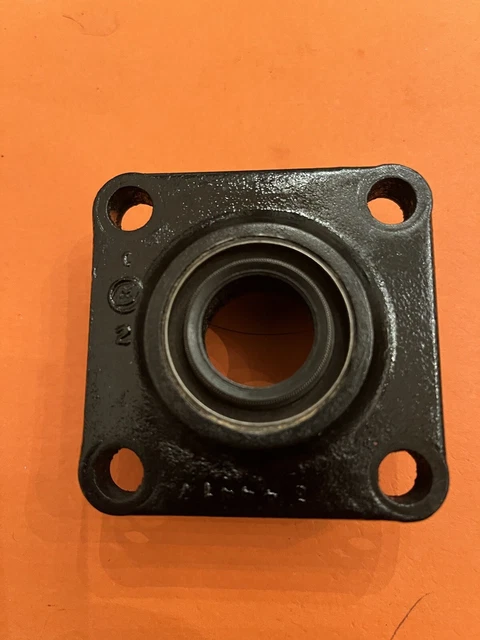 JOHNSON EVINRUDE LOWER unit housing and bearing NEW! 344417 Free ...