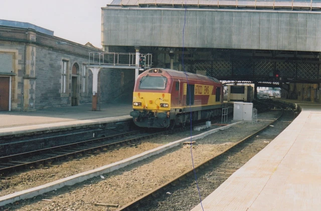 DIESEL RAILWAY PHOTO Train Photograph Class 67 Picture Ews 67022 ...