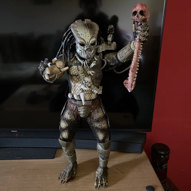 NECA PREDATOR LIMITED EDITION GORT MASK 1/4 SCALE 18inch. Figure Only £ ...