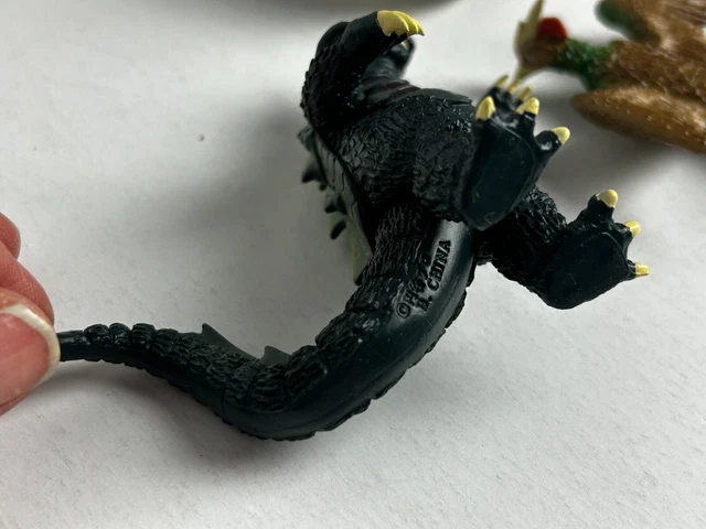 ULTRAMAN ULTRA Q GOMESS & LITRA 3.5" Figure Set Bandai Gashapon Kaiju ...