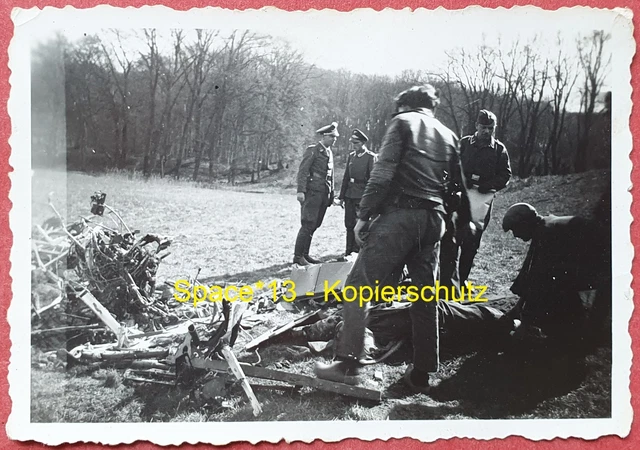 FOTO ABGESTÜRZTES FLUGZEUG wk2 Luftwaffe Flugzeugwrack Bruchlandung ...