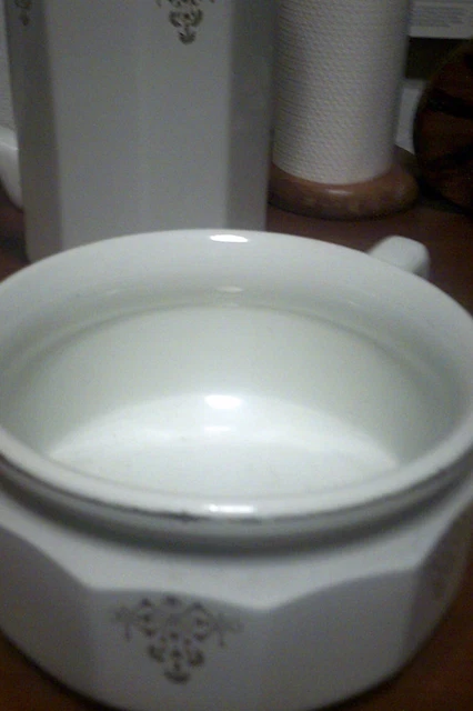 RARISSIMO PITALE-VASO DA notte in ceramica S.C.RICHARD 19 di diam ...