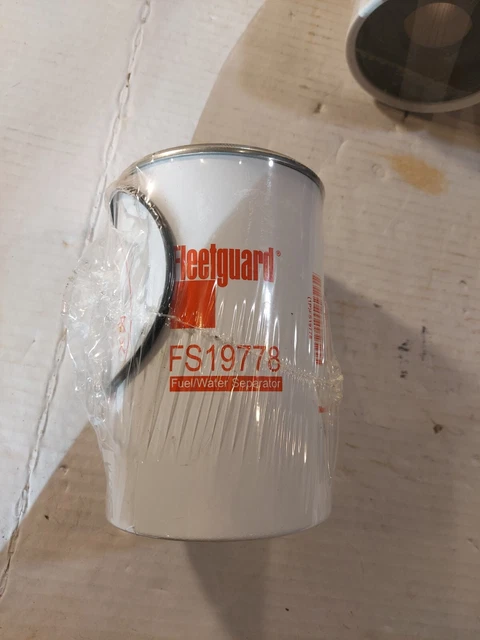 NOS FLEETGUARD FS19778 Fuel Water Separator, Cummins? MEP-1070 ...