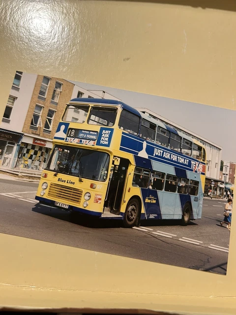 CLASSIC BUS COACH Photo bristol VR VRT BFX 577T solent blue line £0.99 ...
