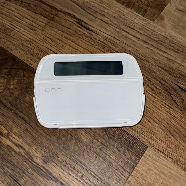 DSC POWERSERIES 64-ZONE LCD Full Keypad w/ Built-In Wireless Receiver ...