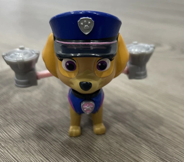 Paw Patrol Ultimate Rescue Police Pups Skye Action Pup Pack Figurine
