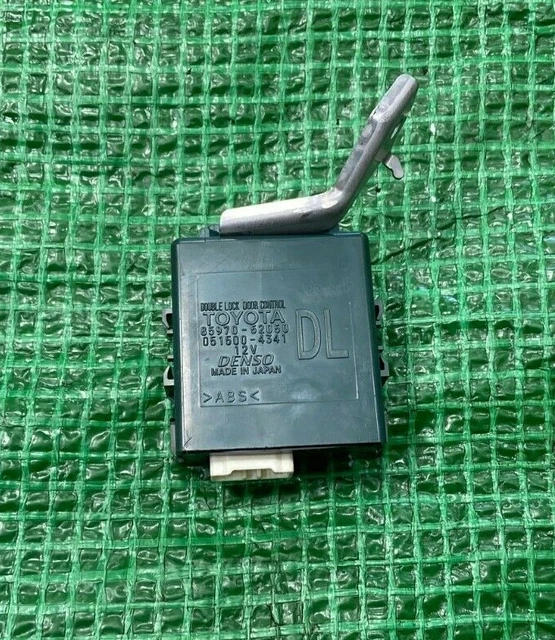 TOYOTA YARIS MK3 Hybrid Double Lock Door Control Module 8597052050 £19. ...