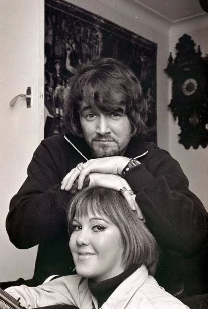 P J PROBY announced his engagement to British actress Vanessa - 1968 ...