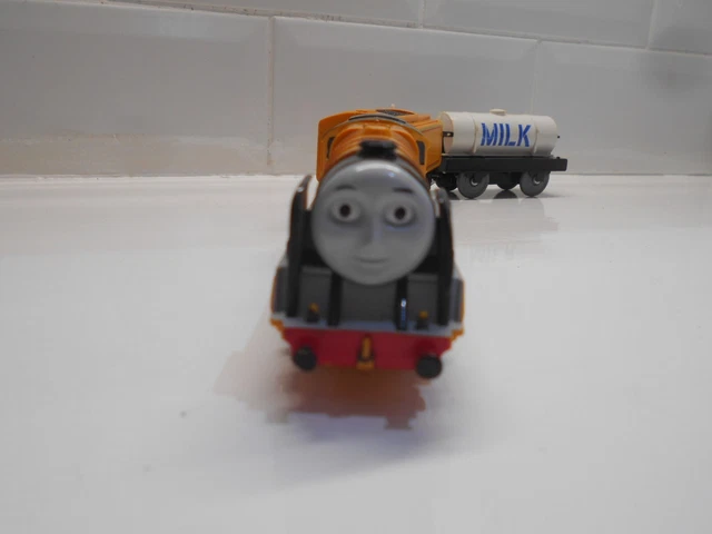TOMY TRACKMASTER THOMAS the tank engine battery train murdoch & sodor ...