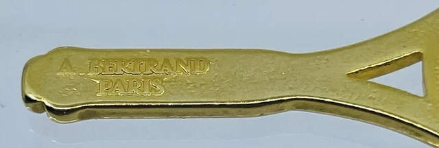 PIN'S PINS PIN Tennis Roland Garros - Raquette Lacoste Equijet - Arthus Bertrand EUR 9,99 ...