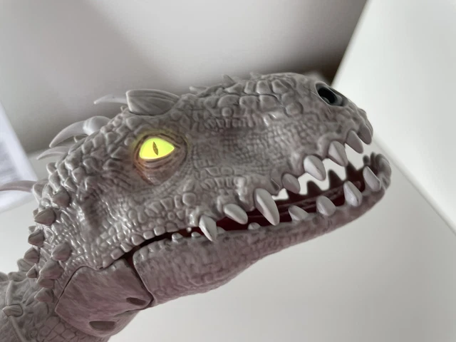 DINO JURASSIC WORLD Indominus Rex Zoomer Toy With Remote Control ...