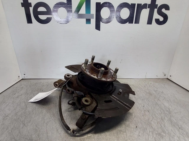 HYUNDAI SANTA FE Right Front Hub/Stub Axle.Assembly 51716-2W000 Mk3 (DM ...