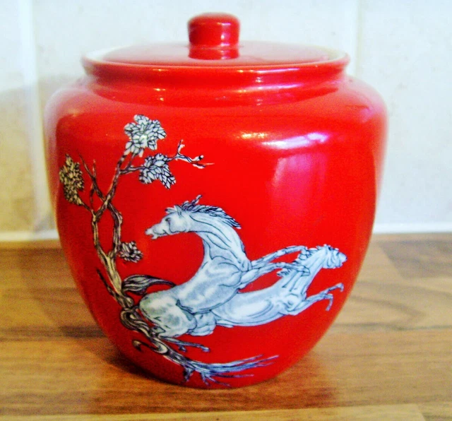 CROWN DEVON FIELDINGS Pegasus Horse Ginger Jar In A Vibrant Red Circa ...