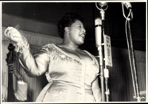 FOTO JAZZ CLUB Berlin 50er Jahre, Ella Jane Fitzgerald, Sängerin ...