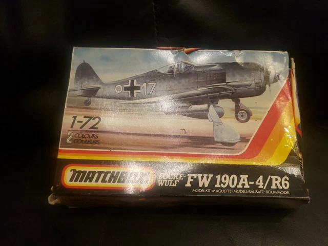 CLASSIC MATCHBOX FOCKE Wulf Fw190 A4/R-6 1/72nd scale 2 colour model ...