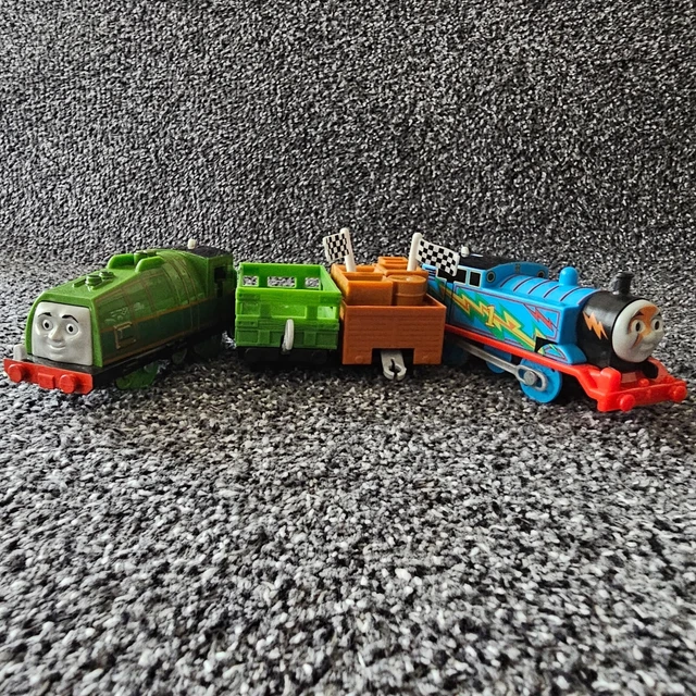 THOMAS THE TANK Engine Tomy Trackmaster Gator & Trophy Thomas Train ...