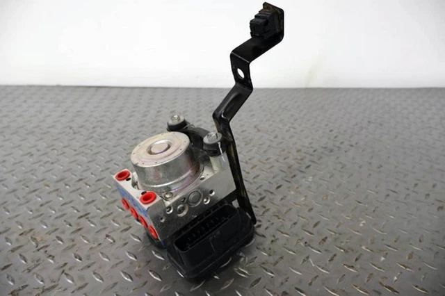 2016-2017 TOYOTA TACOMA Anti Lock Abs Brake Actuator and Pump Module ...